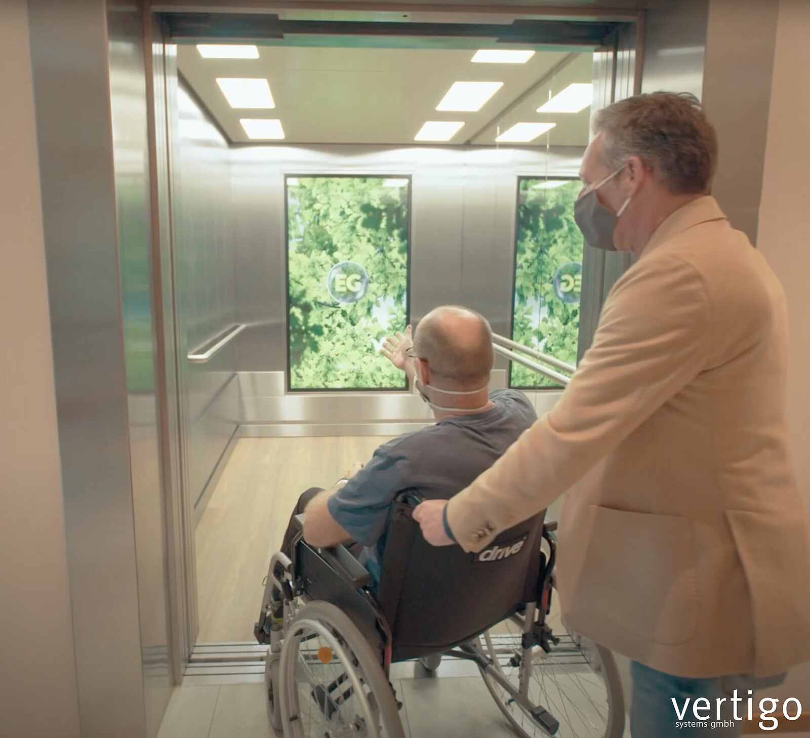 living elevator - interactive lift